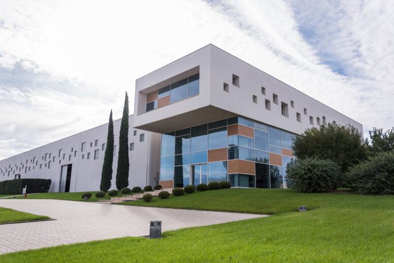 L'azienda - Daken S.p.A.